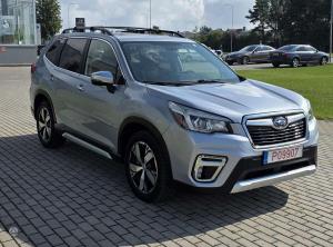 Grey Subaru Forester 2019 in Siauliai, with an engine capacity of 2.50 L and mileage of 48 thousand km for 16900 €, photo 6 on AUTOMOTO.COM.LV
