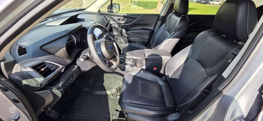 Grey Subaru Forester 2019 in Siauliai, with an engine capacity of 2.50 L and mileage of 48 thousand km for 16900 €, photo 12 on AUTOMOTO.COM.LV