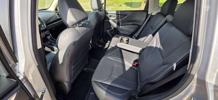 Grey Subaru Forester 2019 in Siauliai, with an engine capacity of 2.50 L and mileage of 48 thousand km for 16900 €, photo 14 on AUTOMOTO.COM.LV