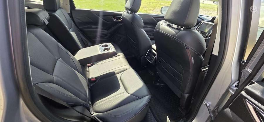 Grey Subaru Forester 2019 in Siauliai, with an engine capacity of 2.50 L and mileage of 48 thousand km for 16900 €, photo 17 on AUTOMOTO.COM.LV