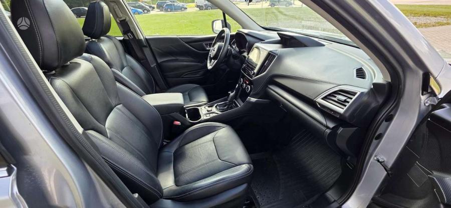 Grey Subaru Forester 2019 in Siauliai, with an engine capacity of 2.50 L and mileage of 48 thousand km for 16900 €, photo 18 on AUTOMOTO.COM.LV