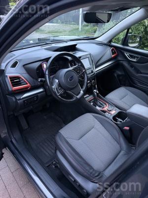 Pelēks Subaru Forester 2020 Rīga, ar dzinēja tilpumu 2.50 L un nobraukumu 77 tūkst. km par 20000 €, foto 7 vietnē AUTOMOTO.COM.LV