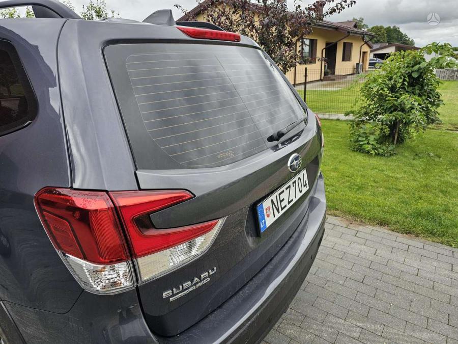 Grey Subaru Forester 2020 in Druskininkai, with an engine capacity of 2.50 L and mileage of 107 thousand km for 14700 €, photo 4 on AUTOMOTO.COM.LV