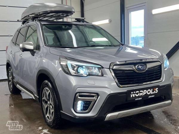 Grey Subaru Forester 2020 in Vilnius, with an engine capacity of 2.00 L and mileage of 163 thousand km for 23474 €, photo 1 on AUTOMOTO.COM.LV