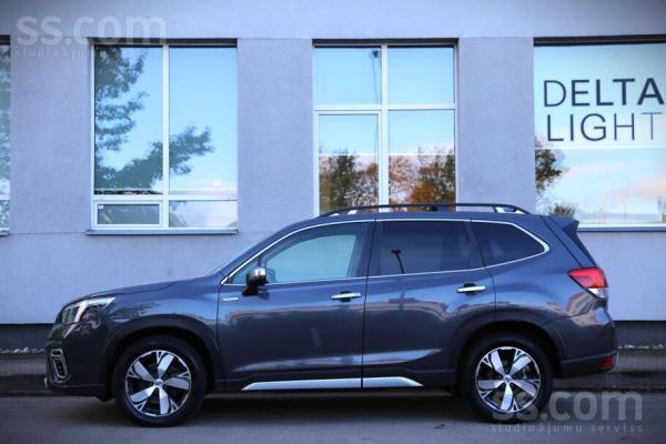 Subaru Forester 2020 Rīga vietnē Pelēks Subaru Forester 2020 Rīga, ar dzinēja tilpumu 2.00 L un nobraukumu 29 tūkst. km par 20995 €, foto 3 vietnē AUTOMOTO.COM.LV
