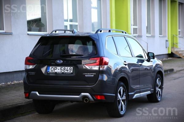 Subaru Forester 2020 Rīga vietnē Pelēks Subaru Forester 2020 Rīga, ar dzinēja tilpumu 2.00 L un nobraukumu 29 tūkst. km par 20995 €, foto 7 vietnē AUTOMOTO.COM.LV