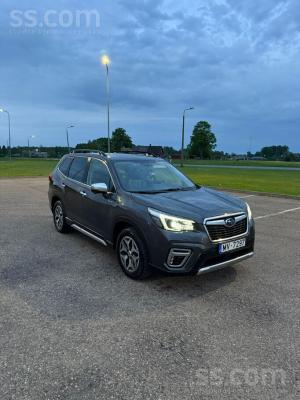 Pelēks Subaru Forester 2021 Aizkraukle, ar dzinēja tilpumu 2.00 L un nobraukumu 87 tūkst. km par 20500 €, foto 3 vietnē AUTOMOTO.COM.LV