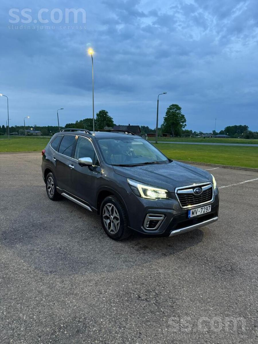 Pelēks Subaru Forester 2021 Aizkraukle, ar dzinēja tilpumu 2.00 L un nobraukumu 87 tūkst. km par 20500 €, foto 3 vietnē AUTOMOTO.COM.LV