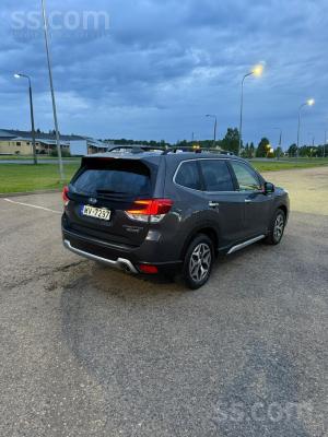 Pelēks Subaru Forester 2021 Aizkraukle, ar dzinēja tilpumu 2.00 L un nobraukumu 87 tūkst. km par 20500 €, foto 4 vietnē AUTOMOTO.COM.LV