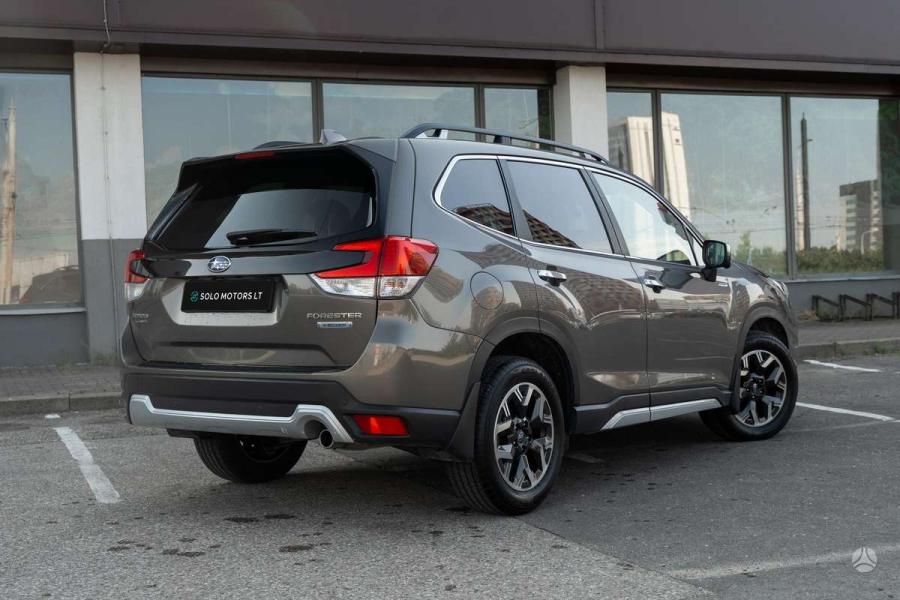 Pelēks Subaru Forester 2021 Viļņa, ar dzinēja tilpumu 2.00 L un nobraukumu 43 tūkst. km par 22000 €, foto 5 vietnē AUTOMOTO.COM.LV