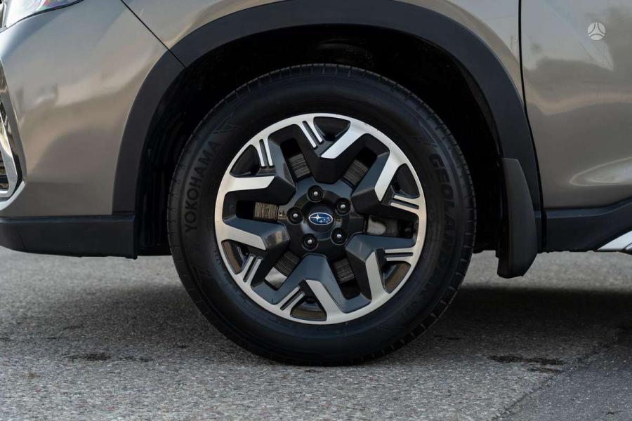 Pelēks Subaru Forester 2021 Viļņa, ar dzinēja tilpumu 2.00 L un nobraukumu 43 tūkst. km par 22000 €, foto 8 vietnē AUTOMOTO.COM.LV