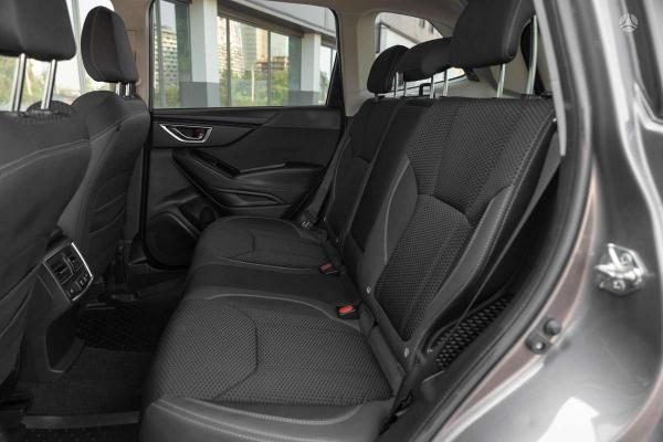 Grey Subaru Forester 2021 in Vilnius, with an engine capacity of 2.00 L and mileage of 43 thousand km for 22000 €, photo 10 on AUTOMOTO.COM.LV