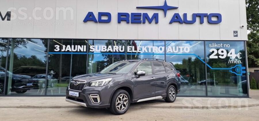 Grey Subaru Forester 2021 in Riga, with an engine capacity of 2.00 L and mileage of 252 thousand km for 14900 €, photo 1 on AUTOMOTO.COM.LV