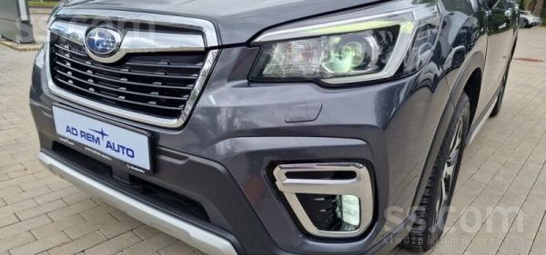Grey Subaru Forester 2021 in Riga, with an engine capacity of 2.00 L and mileage of 252 thousand km for 14900 €, photo 5 on AUTOMOTO.COM.LV