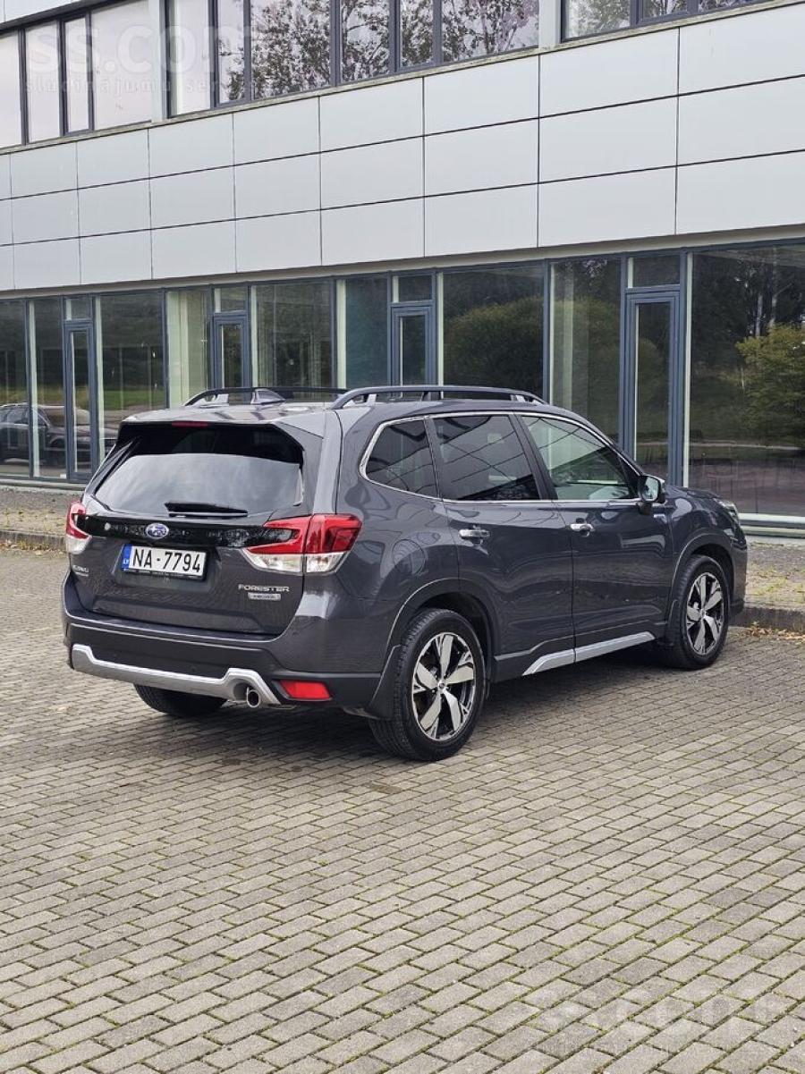 Pelēks Subaru Forester 2021 Jūrmala, ar dzinēja tilpumu 2.00 L un nobraukumu 177 tūkst. km par 19500 €, foto 4 vietnē AUTOMOTO.COM.LV
