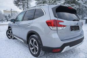 Pelēks Subaru Forester 2022 Tauragė, ar dzinēja tilpumu 2.50 L un nobraukumu 30 tūkst. km par 22450 €, foto 4 vietnē AUTOMOTO.COM.LV