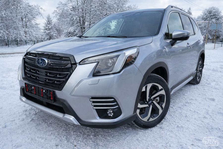 Pelēks Subaru Forester 2022 Tauragė, ar dzinēja tilpumu 2.50 L un nobraukumu 30 tūkst. km par 22450 €, foto 5 vietnē AUTOMOTO.COM.LV