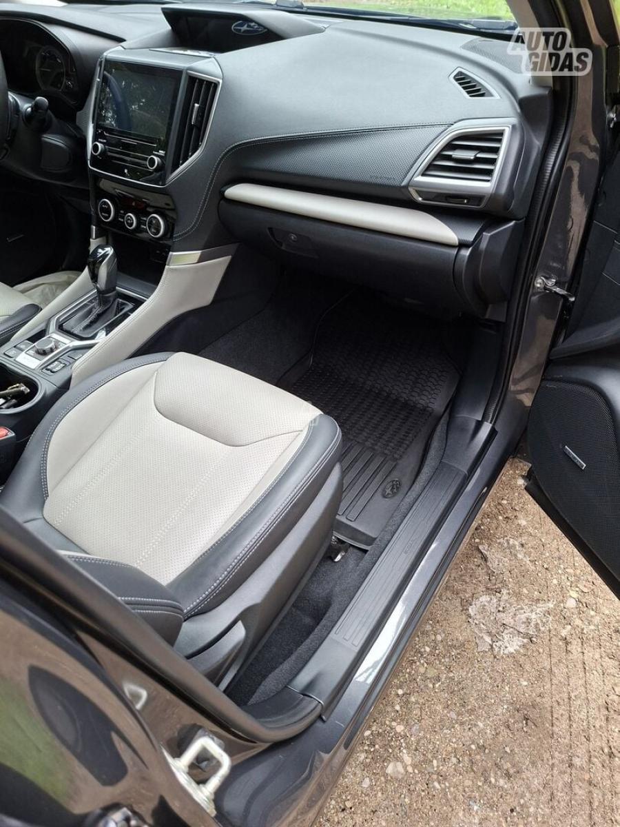 Pelēks Subaru Forester 2022 Kauņa, ar dzinēja tilpumu 2.50 L un nobraukumu 48 tūkst. km par 20500 €, foto 20 vietnē AUTOMOTO.COM.LV