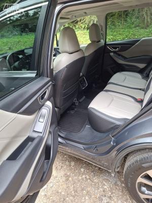 Pelēks Subaru Forester 2022 Kauņa, ar dzinēja tilpumu 2.50 L un nobraukumu 48 tūkst. km par 20500 €, foto 24 vietnē AUTOMOTO.COM.LV