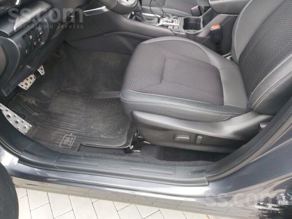 Grey Subaru Forester 2023 in Riga, with an engine capacity of 2.00 L and mileage of 53 thousand km for 28500 €, photo 6 on AUTOMOTO.COM.LV