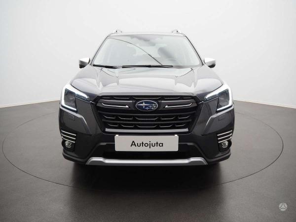 Grey Subaru Forester 2024 in Vilnius, with an engine capacity of 2.00 L and mileage of 69 thousand km for 27500 €, photo 2 on AUTOMOTO.COM.LV