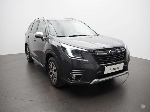 Grey Subaru Forester 2024 in Vilnius, with an engine capacity of 2.00 L and mileage of 69 thousand km for 27500 €, photo 3 on AUTOMOTO.COM.LV