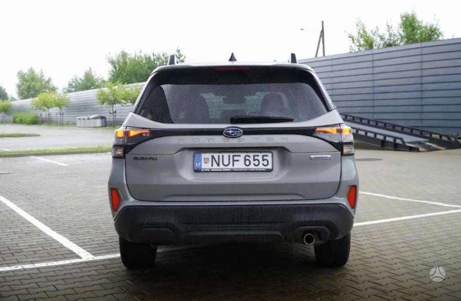 Grey Subaru Forester 2024 in Vilnius, with an engine capacity of 2.00 L and mileage of 7 thousand km for 29900 €, photo 7 on AUTOMOTO.COM.LV