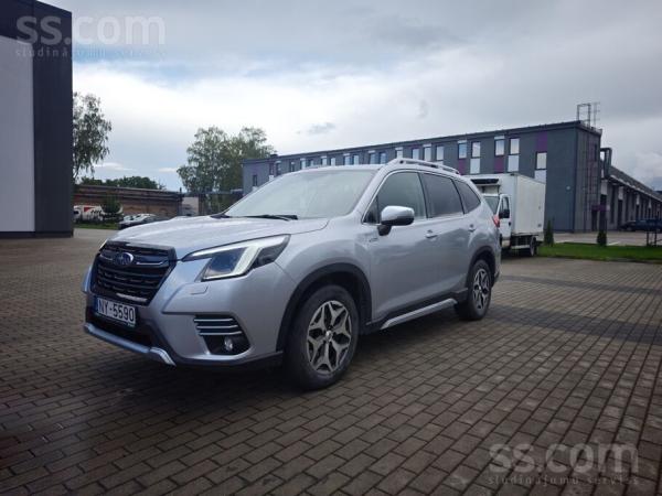Pelēks Subaru Forester 2024 Rīga, ar dzinēja tilpumu 2.00 L un nobraukumu 88 tūkst. km par 26800 €, foto 1 vietnē AUTOMOTO.COM.LV