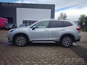Grey Subaru Forester 2024 in Riga, with an engine capacity of 2.00 L and mileage of 88 thousand km for 26800 €, photo 3 on AUTOMOTO.COM.LV