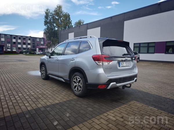 Pelēks Subaru Forester 2024 Rīga, ar dzinēja tilpumu 2.00 L un nobraukumu 88 tūkst. km par 26800 €, foto 4 vietnē AUTOMOTO.COM.LV