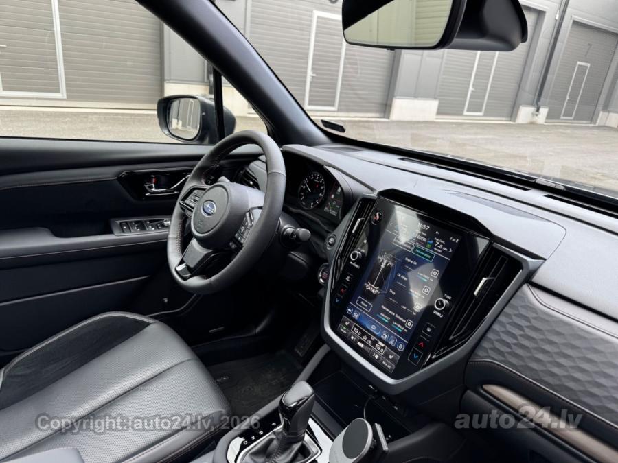 Pelēks Subaru Forester 2025 Tallina, ar dzinēja tilpumu 2.00 L un nobraukumu 21 tūkst. km par 39900 €, foto 19 vietnē AUTOMOTO.COM.LV