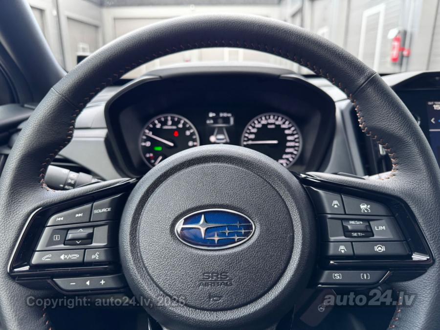 Pelēks Subaru Forester 2025 Tallina, ar dzinēja tilpumu 2.00 L un nobraukumu 21 tūkst. km par 39900 €, foto 23 vietnē AUTOMOTO.COM.LV