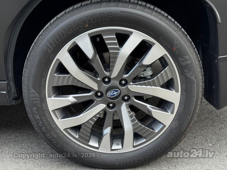Pelēks Subaru Forester 2025 Tallina, ar dzinēja tilpumu 2.00 L un nobraukumu 21 tūkst. km par 39900 €, foto 29 vietnē AUTOMOTO.COM.LV