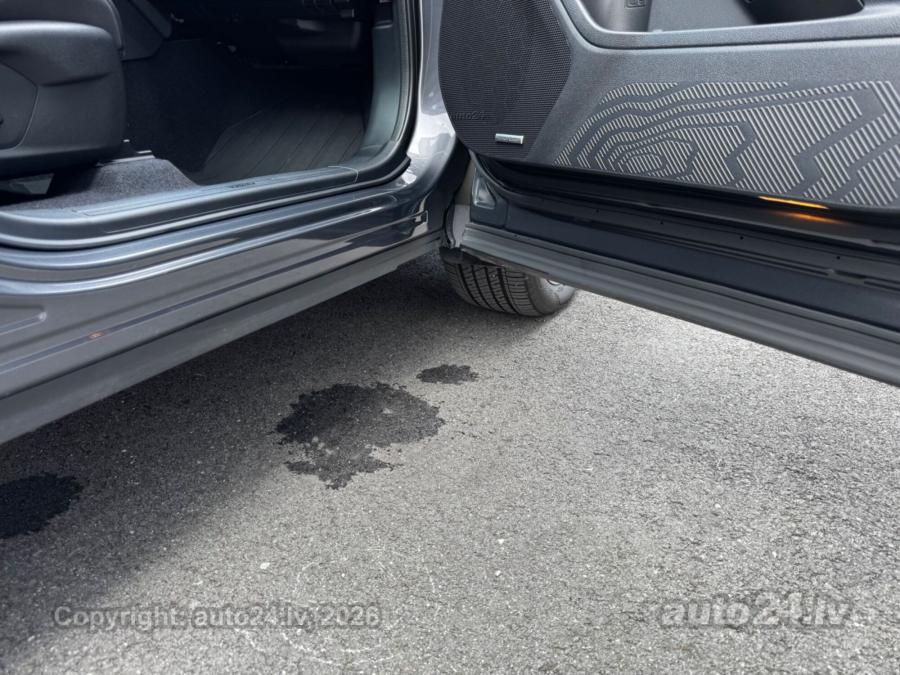 Pelēks Subaru Forester 2025 Tallina, ar dzinēja tilpumu 2.00 L un nobraukumu 21 tūkst. km par 39900 €, foto 30 vietnē AUTOMOTO.COM.LV