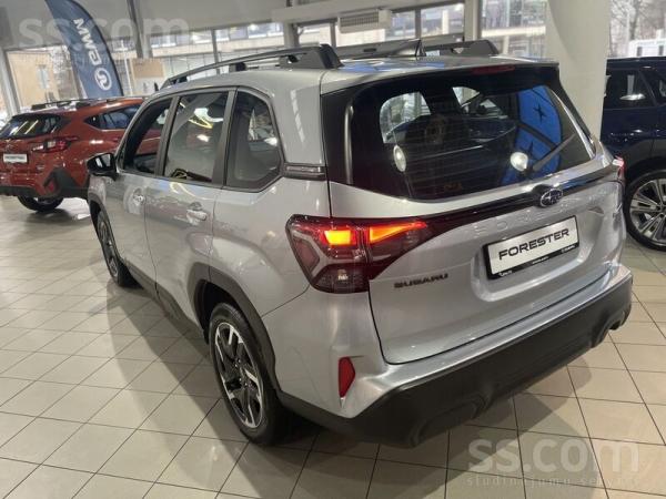 Pelēks Subaru Forester 2026 Rīga, ar dzinēja tilpumu 2.00 L un nobraukumu 12 tūkst. km par 34400 €, foto 3 vietnē AUTOMOTO.COM.LV