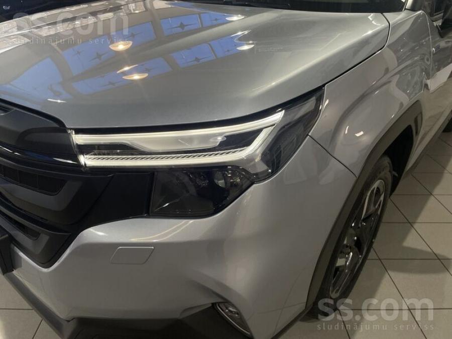 Grey Subaru Forester 2026 in Riga, with an engine capacity of 2.00 L and mileage of 12 thousand km for 34400 €, photo 5 on AUTOMOTO.COM.LV