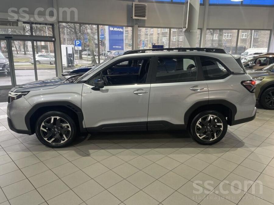 Grey Subaru Forester 2026 in Riga, with an engine capacity of 2.00 L and mileage of 12 thousand km for 34400 €, photo 3 on AUTOMOTO.COM.LV