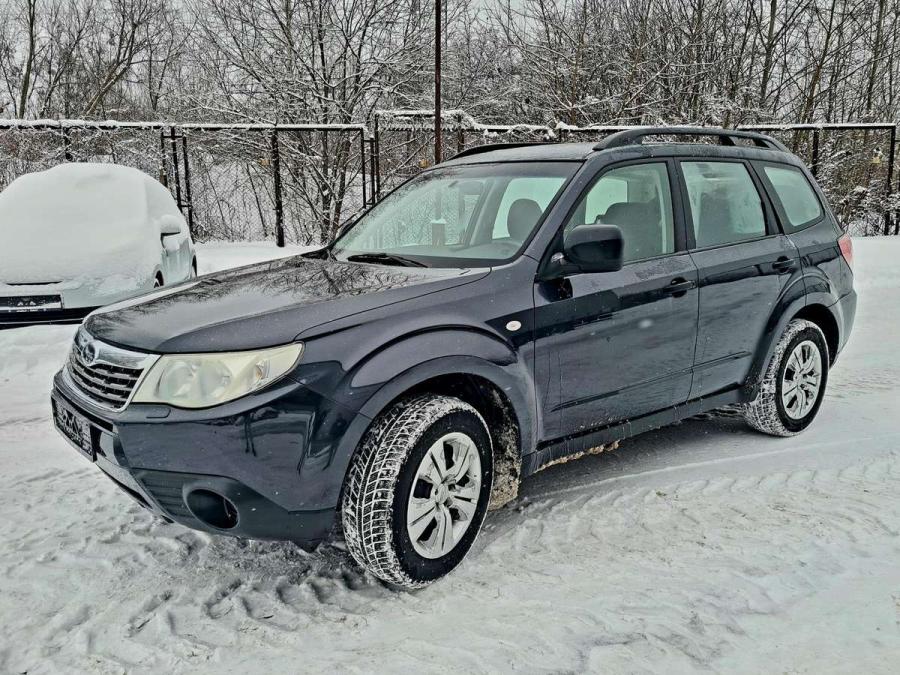 Pelēks Subaru Forester 2008 Viļņa, ar dzinēja tilpumu 2.00 L un nobraukumu 306 tūkst. km par 3998 €, foto 5 vietnē AUTOMOTO.COM.LV