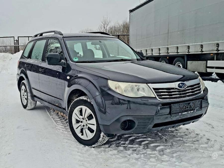 Pelēks Subaru Forester 2008 Viļņa, ar dzinēja tilpumu 2.00 L un nobraukumu 306 tūkst. km par 3998 €, foto 9 vietnē AUTOMOTO.COM.LV