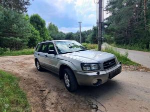 Pelēks Subaru Forester 2004 Viļņa, ar dzinēja tilpumu 2.00 L un nobraukumu 256 tūkst. km par 2750 €, foto 8 vietnē AUTOMOTO.COM.LV