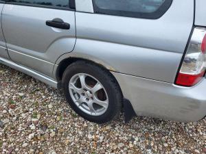 Grey Subaru Forester 2005 in Marijampole, with an engine capacity of 2.00 L and mileage of 280 thousand km for 1300 €, photo 7 on AUTOMOTO.COM.LV