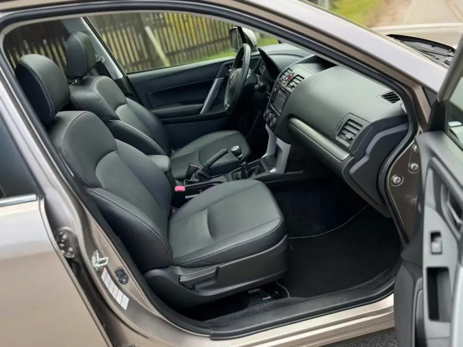 Grey Subaru Forester 2012 in Jurmala, with an engine capacity of 2.00 L and mileage of 161 thousand km for 4590 €, photo 9 on AUTOMOTO.COM.LV