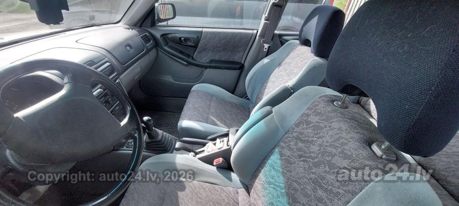 Pelēks Subaru Forester 1999 Tallina, ar dzinēja tilpumu 2.00 L un nobraukumu 350 tūkst. km par 1627 €, foto 3 vietnē AUTOMOTO.COM.LV