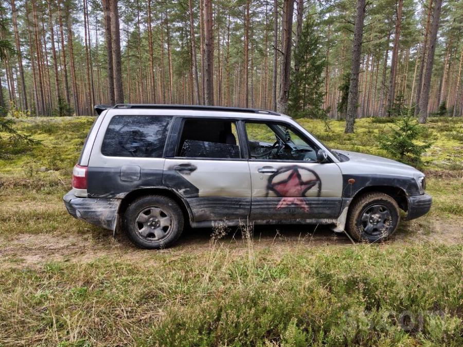 Pelēks Subaru Forester 2000 Rīga, ar dzinēja tilpumu 2.00 L un nobraukumu 200 tūkst. km par 365 €, foto 4 vietnē AUTOMOTO.COM.LV