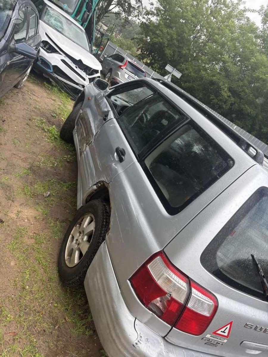 Pelēks Subaru Forester 2002 Kauņa, ar dzinēja tilpumu 2.00 L un nobraukumu 320 tūkst. km par 450 €, foto 6 vietnē AUTOMOTO.COM.LV