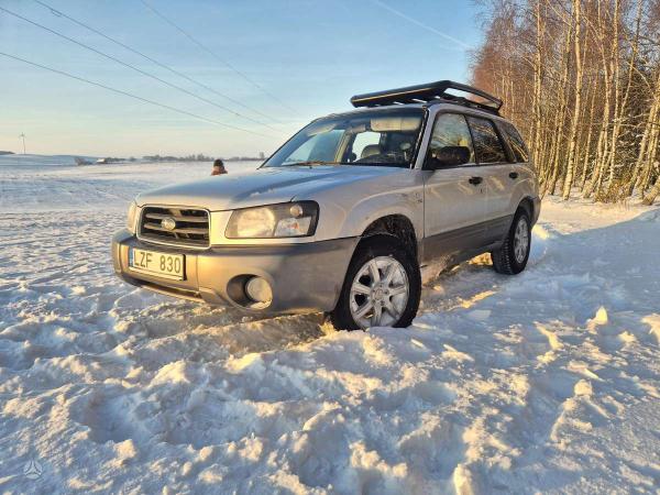 Pelēks Subaru Forester 2003 Marijampole, ar dzinēja tilpumu 2.00 L un nobraukumu 400 tūkst. km par 3200 €, foto 1 vietnē AUTOMOTO.COM.LV