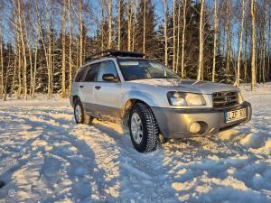 Grey Subaru Forester 2003 in Marijampole, with an engine capacity of 2.00 L and mileage of 400 thousand km for 3200 €, photo 2 on AUTOMOTO.COM.LV