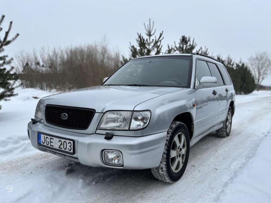 Pelēks Subaru Forester 2003 Mažeikiai, ar dzinēja tilpumu 2.00 L un nobraukumu 391 tūkst. km par 1650 €, foto 3 vietnē AUTOMOTO.COM.LV