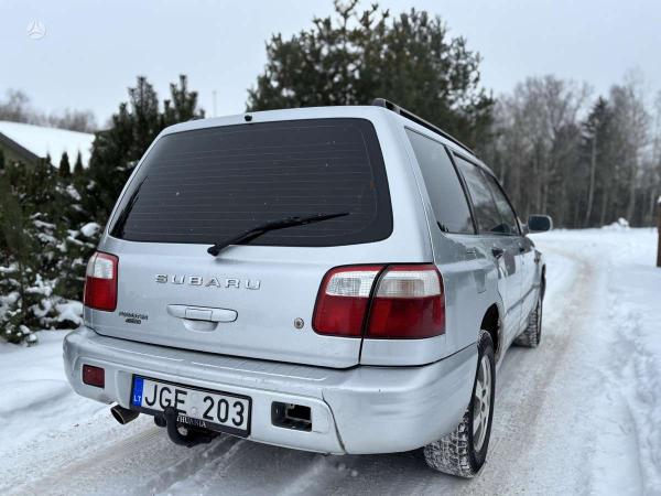 Pelēks Subaru Forester 2003 Mažeikiai, ar dzinēja tilpumu 2.00 L un nobraukumu 391 tūkst. km par 1650 €, foto 6 vietnē AUTOMOTO.COM.LV