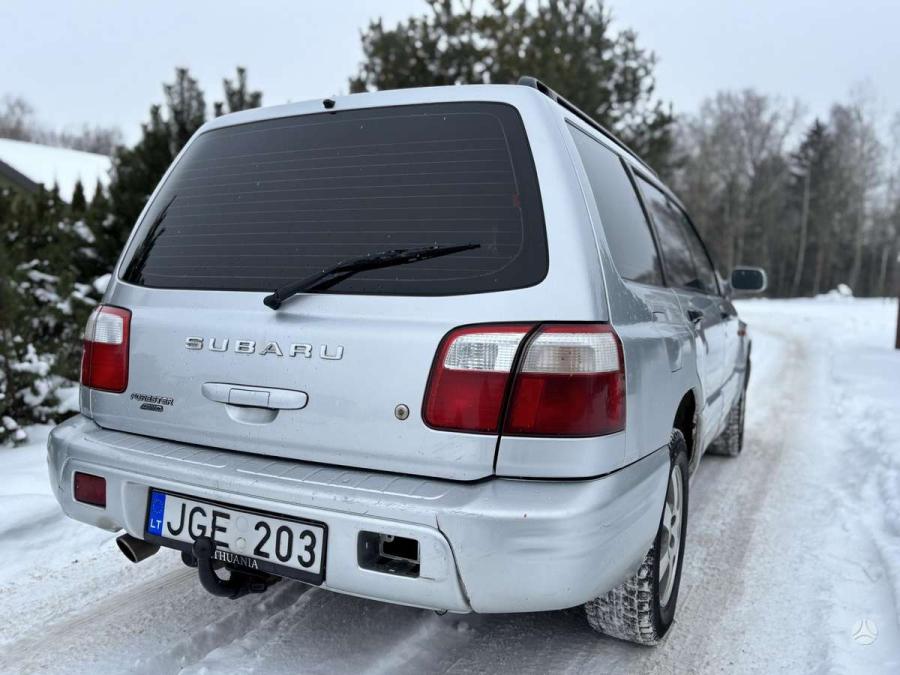Pelēks Subaru Forester 2003 Mažeikiai, ar dzinēja tilpumu 2.00 L un nobraukumu 391 tūkst. km par 1650 €, foto 7 vietnē AUTOMOTO.COM.LV